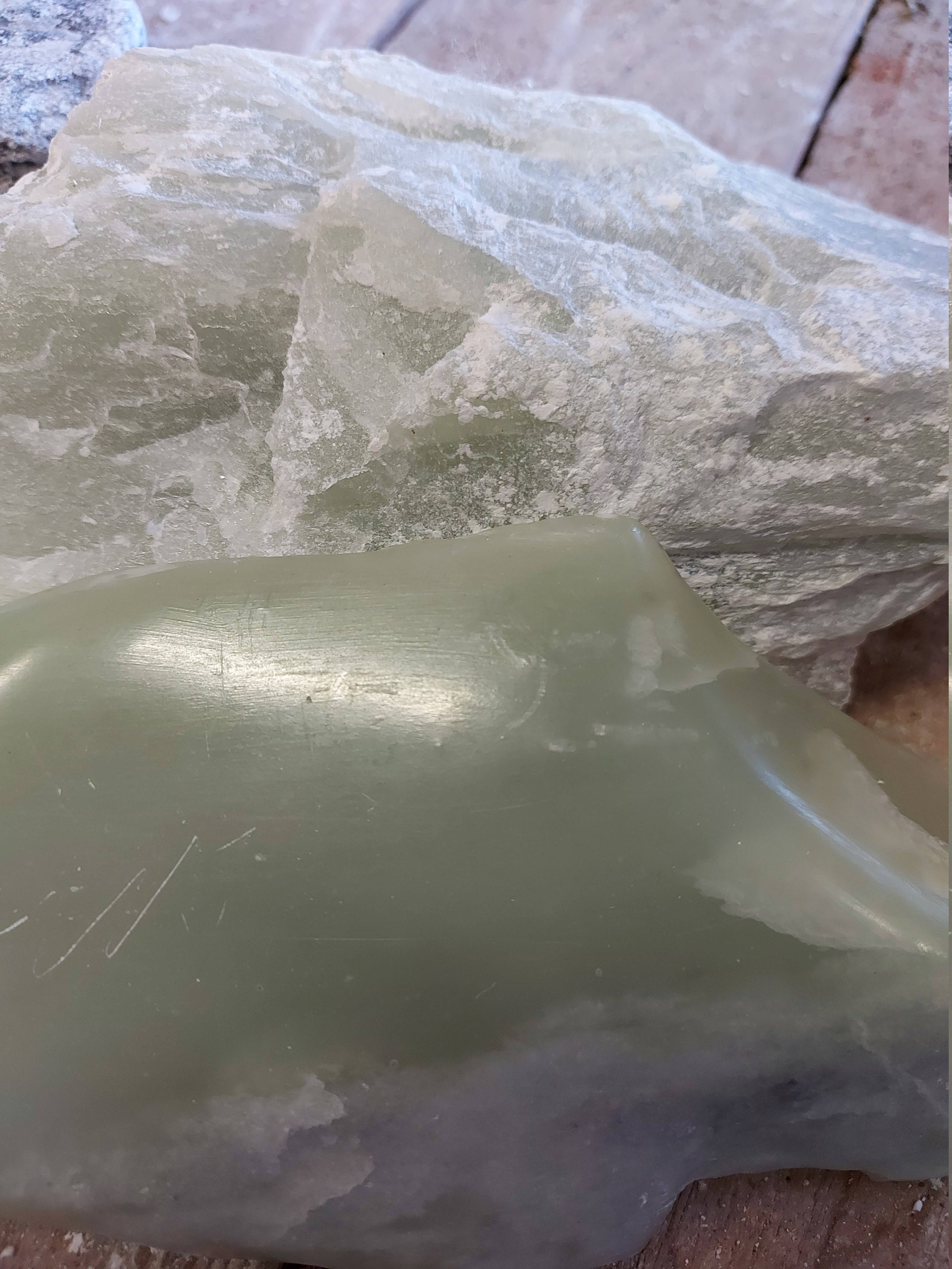 Soapstone for Sculpting, 2 Types, 2 to 3 Pieces, 9 to 10 Kg (19 to 22 ...