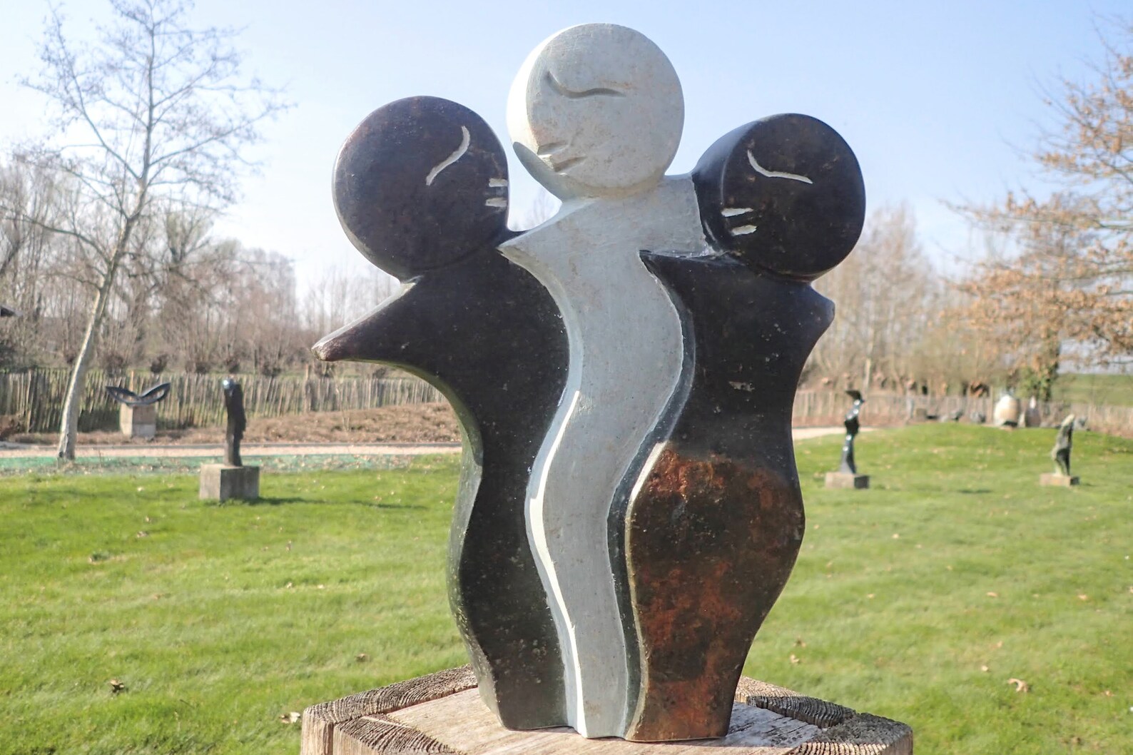 Stone Statue, of 3 Friends, Group of People, Symbol Friendship, Stone ...