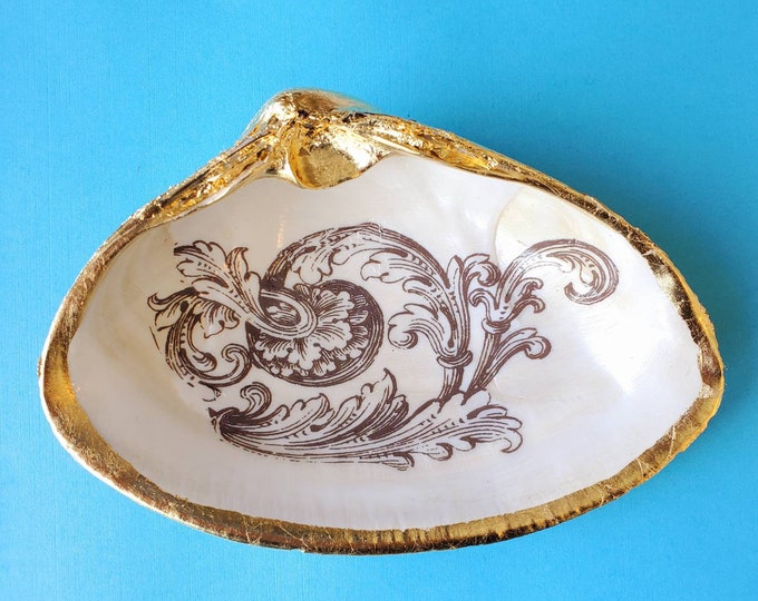 6 Gilded Clam Shell From Wellfleet Cape Cod. Trinket Dish. Large Clam ...