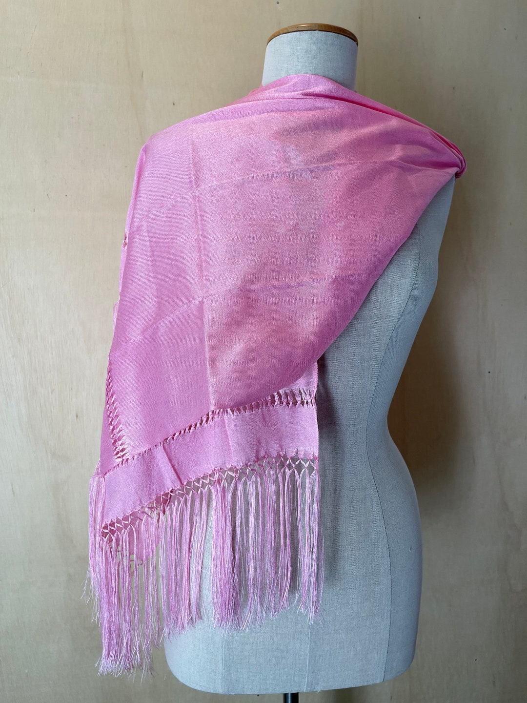 Mexican Rebozo Chalina Small Pink Rosa Rosita Pequeña Seda Silk Texture ...