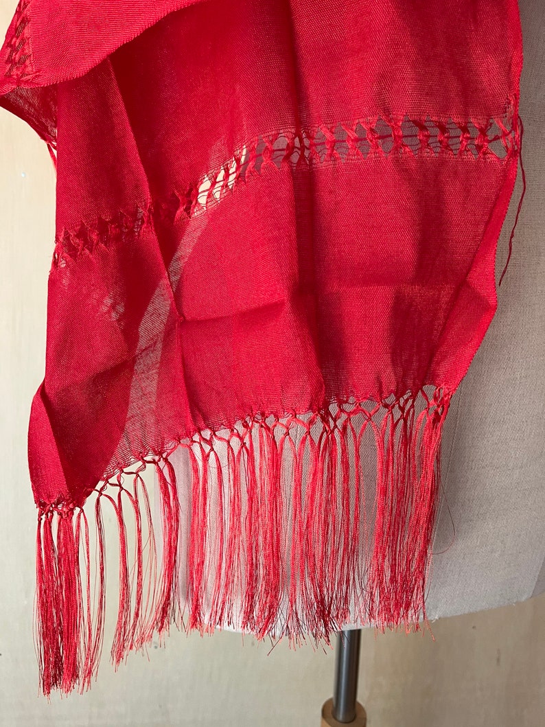Mexican Rebozo Chalina Small Red Rojo Pequeña Seda Silk Texture ...