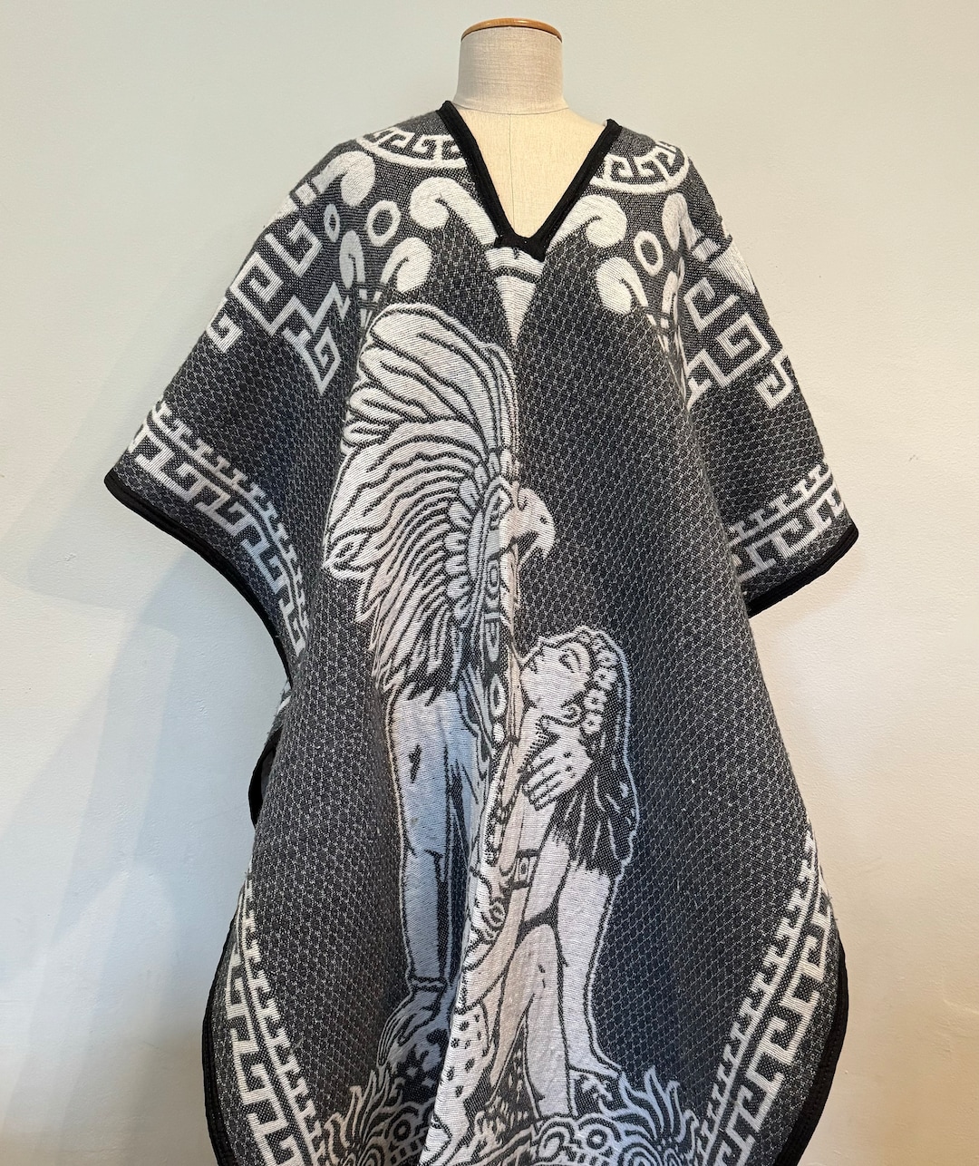 Mexican Aztec Warrior Popocatépetl Iztaccíhuatl Guerrero Azteca Gray ...