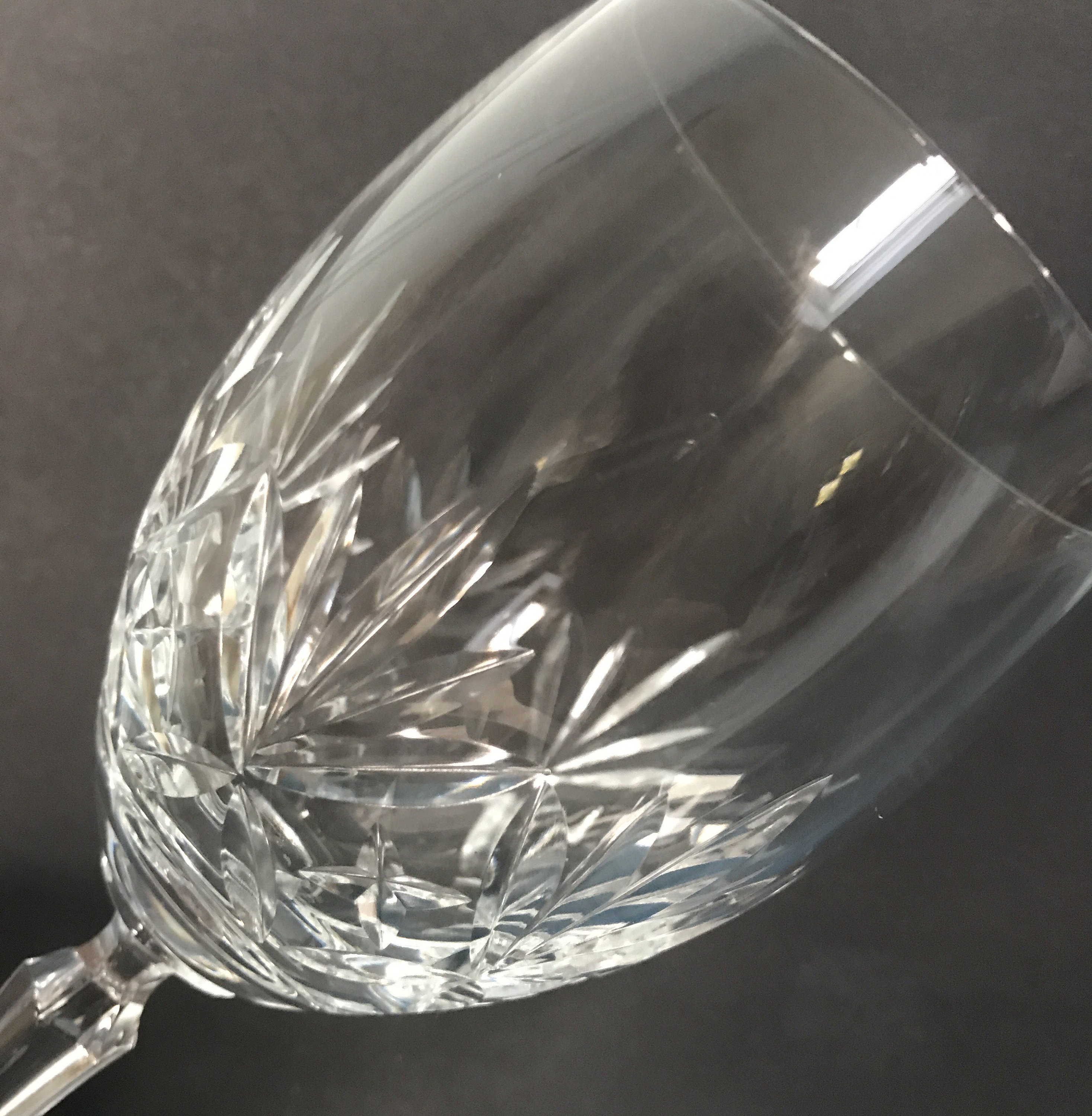 2 Large 250ml Lead Crystal Cut Glass Large Wine Goblets - Top Quality ...