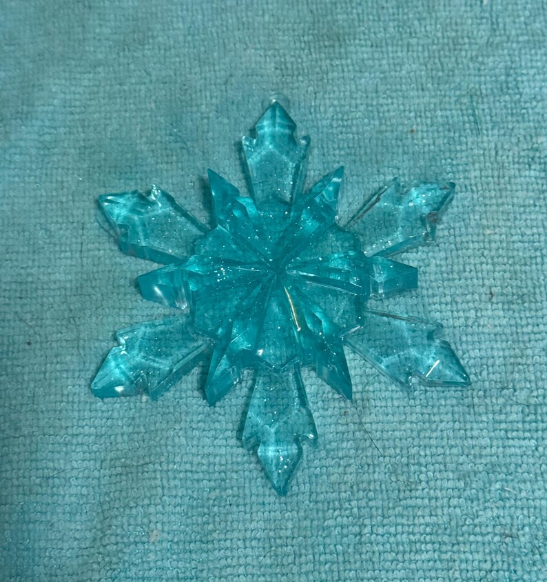 Sparkly Aqua Glacier Crushed Crystal 3D Snowflake Ornament Decoration ...
