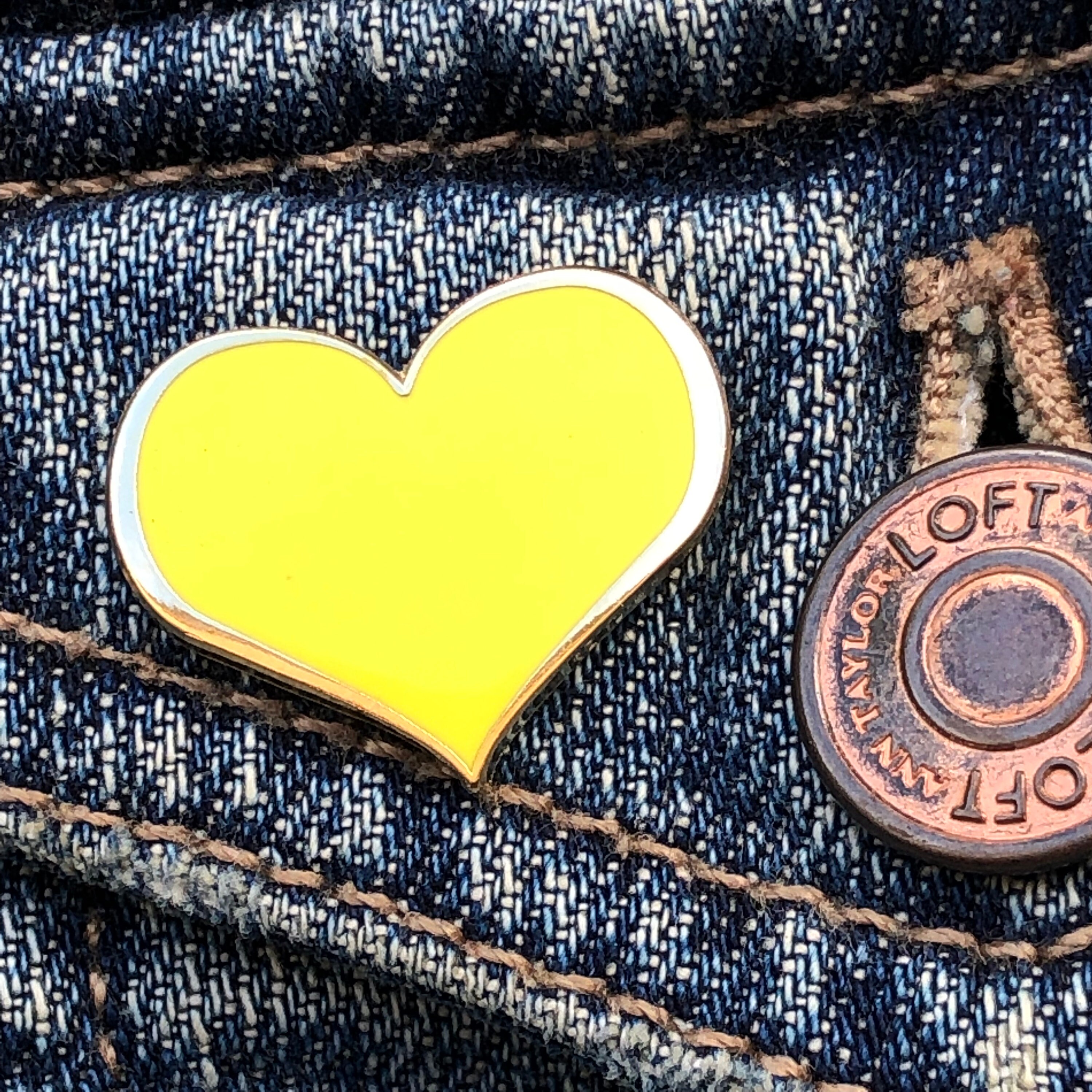 Yellow Heart Enamel Pin 1-inch Kawaii Pins Lapel Pins - Etsy