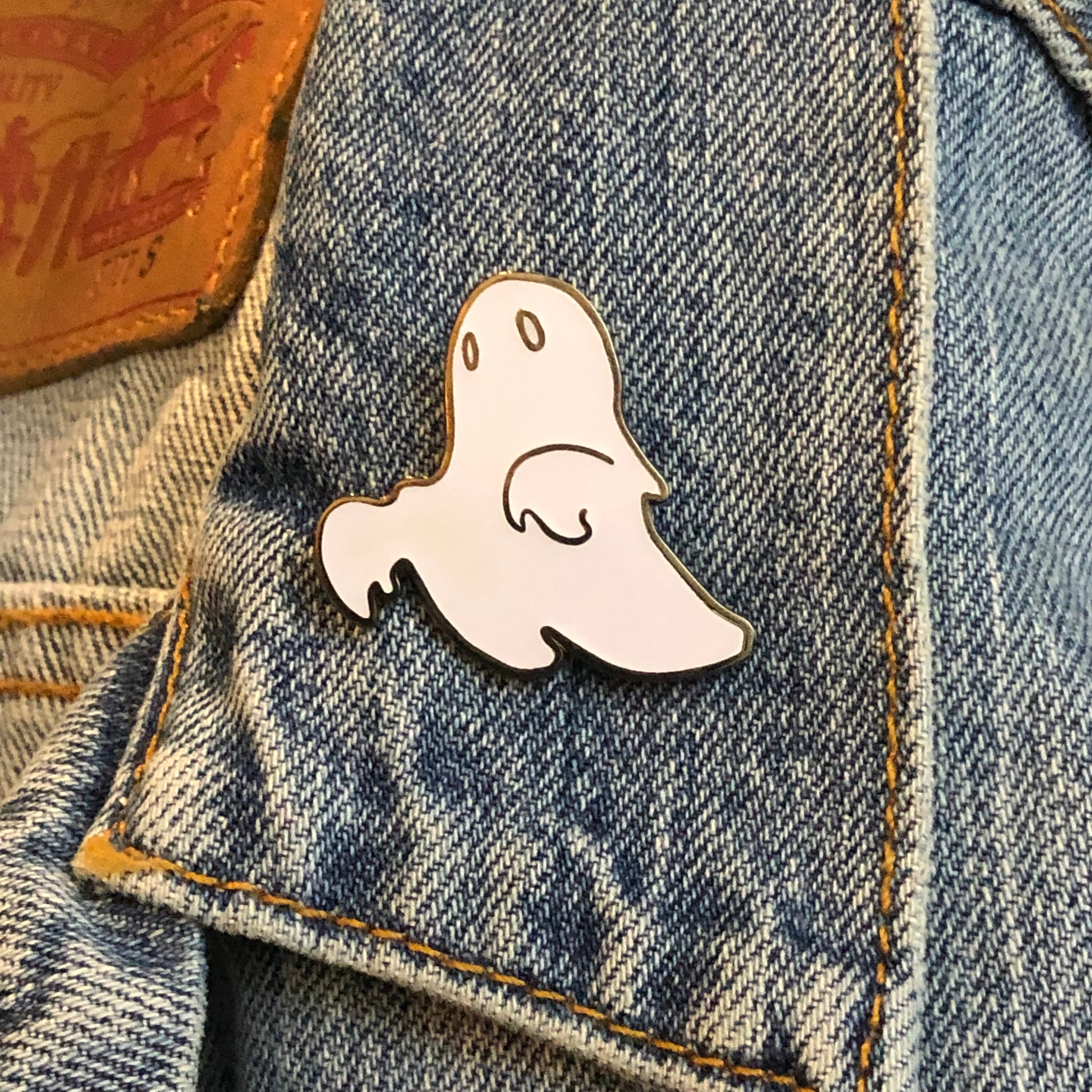 White Ghost Glow in the Dark Enamel Pin Halloween Pins | Etsy