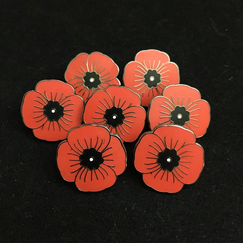 Memorial Poppy enamel pin lapel pin hat pin WWI WWII | Etsy Memorial Poppy enamel pin lapel pin hat pin WWI WWII | Etsy