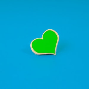Green Heart Enamel Pin: 1-inch Kawaii Lapel Accessory - Etsy