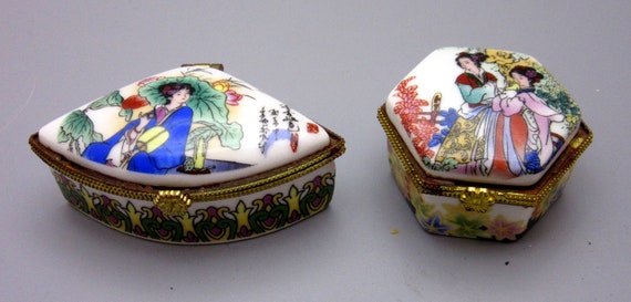 Vintage Chinese Two Porcelain Pill Boxes Hand-decorated With | Etsy