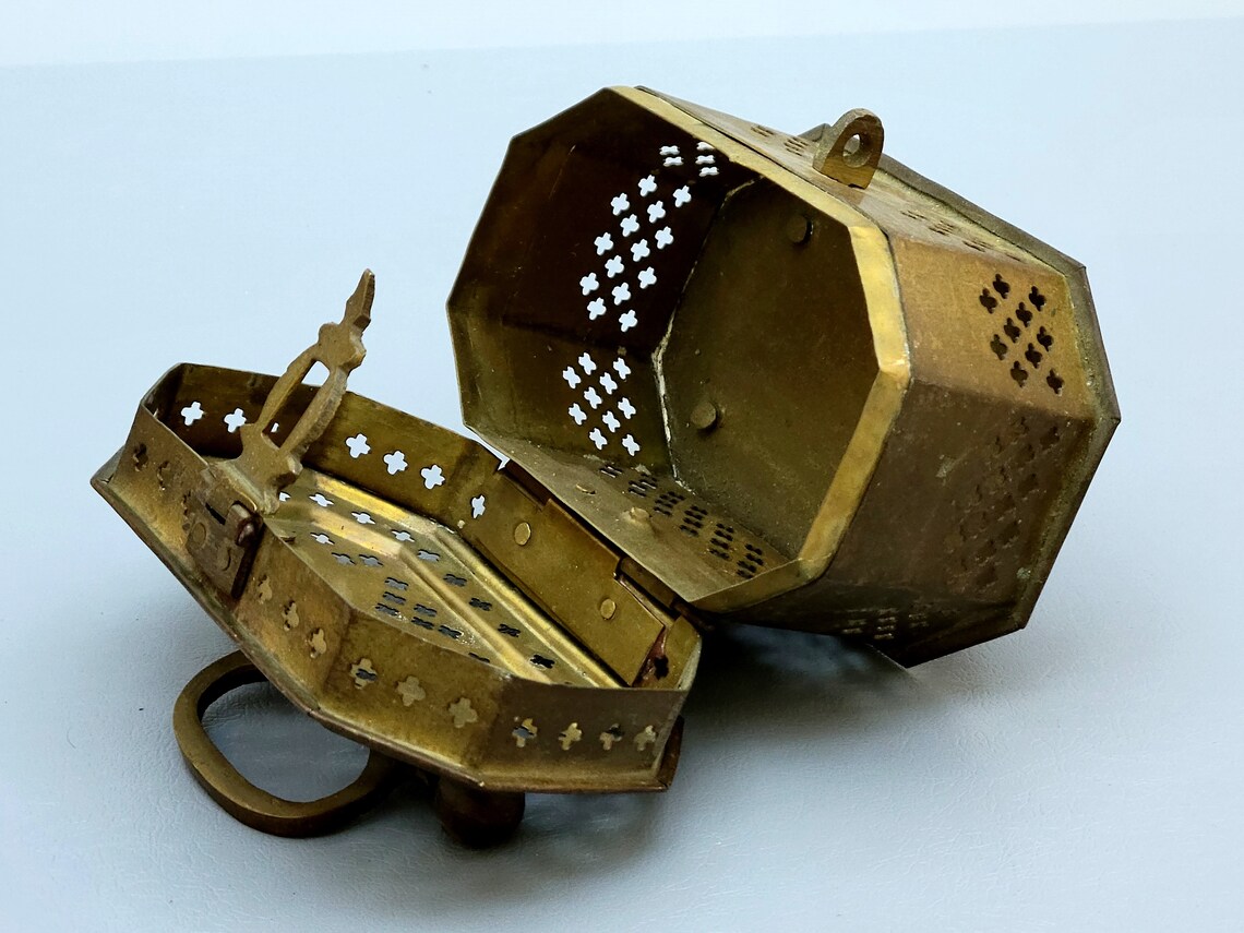 Vintage Chinese Brass Cricket Box - Etsy