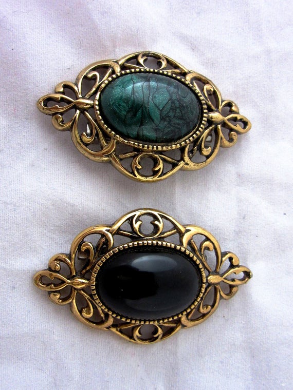 Vintage two Beautiful victorian style dress pins wi… - Gem