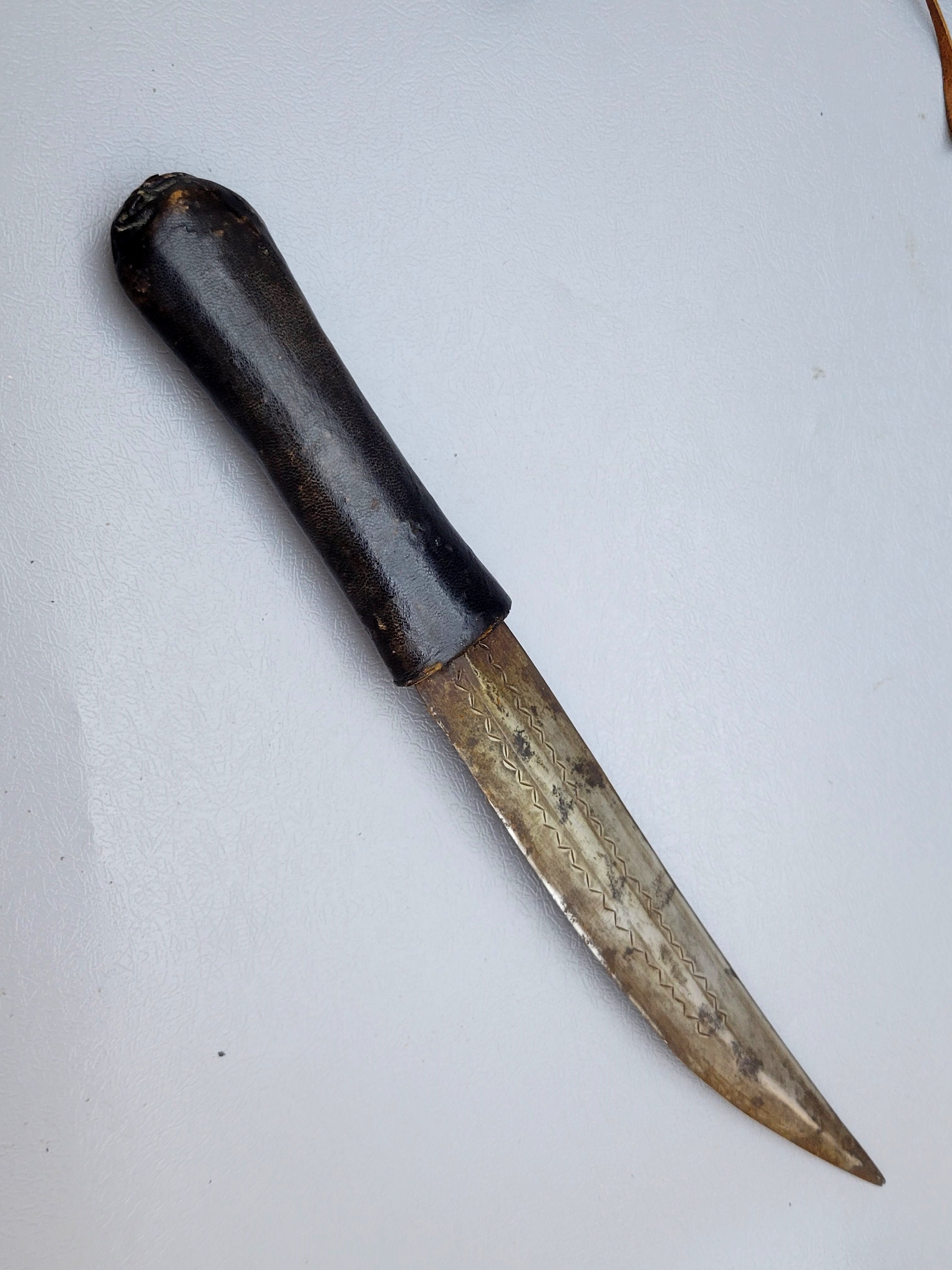Hand-made Native American-style Vintage Knife With Leather Handle ...