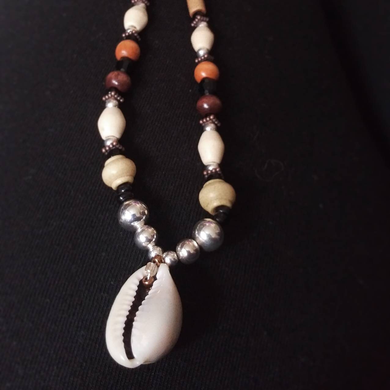 Cowrie Shell Necklace Sea Shell Jewelry Wood Necklace With - Etsy