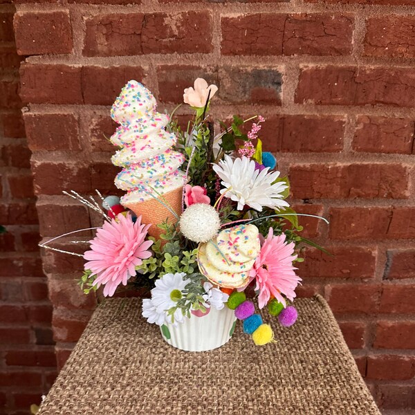 Ice Cream Cone Centerpiece - Etsy