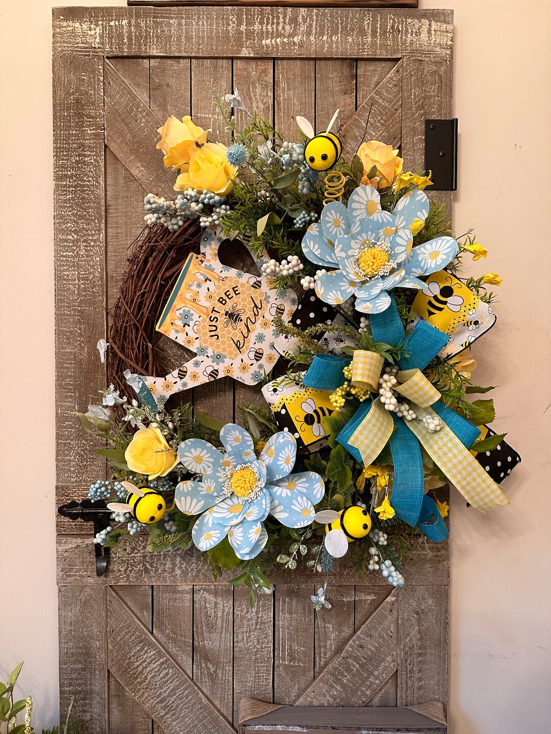 Spring Bee Wreath for Front Door, Summer Bee Wreath, Bumble Bee Decor ...