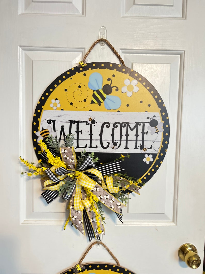 Welcome Bee Door Sign Welcome Wreath New Home Gift - Etsy