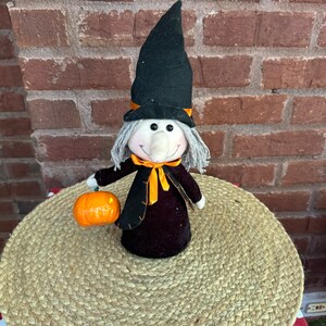Shelf Sitter HALLOWEEN WITCH Halloween Décor, Halloween Witch Accent ...