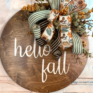 Fall Door Hanger, Hello Fall Round Wood Door Decor, Autumn Floral Decor ...