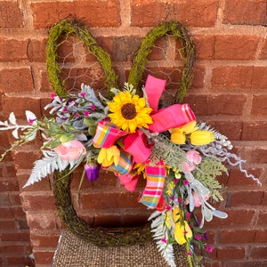 Easter Bunny Ears Wreath for Front Door With Moss and Chicken Wire - Etsy