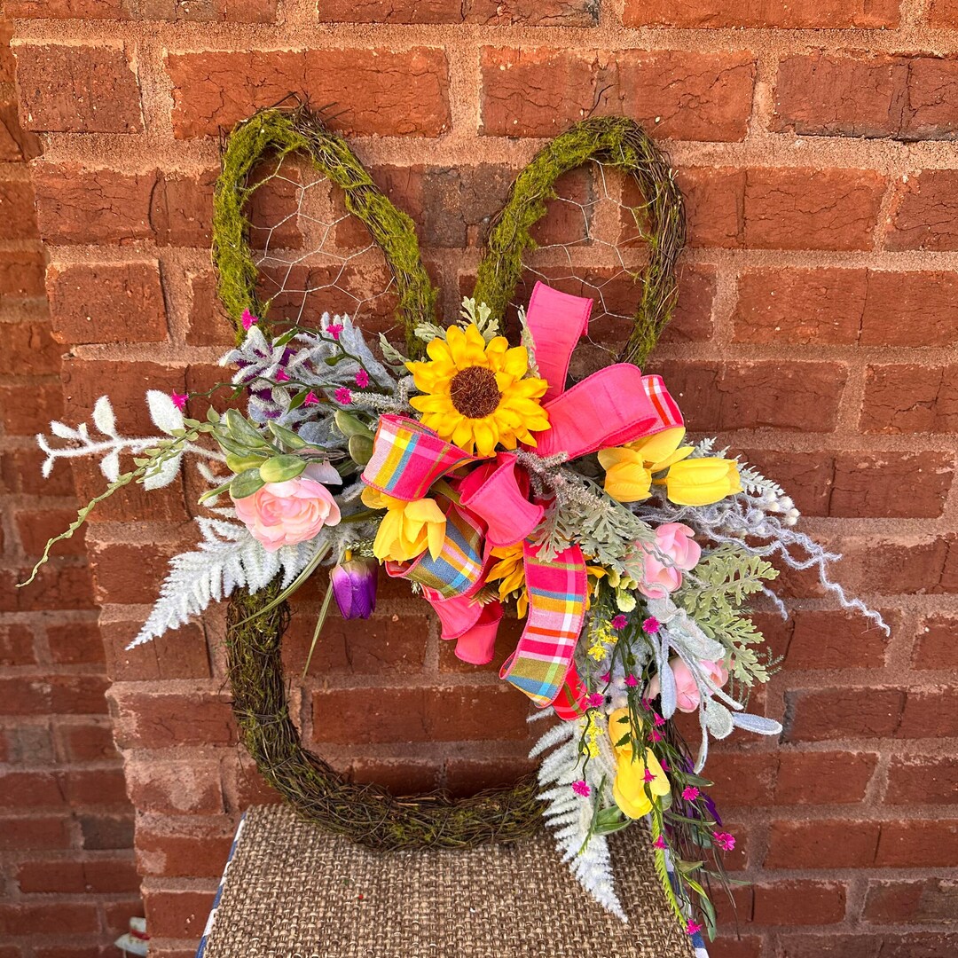 Easter Bunny Ears Wreath for Front Door With Moss and Chicken Wire - Etsy