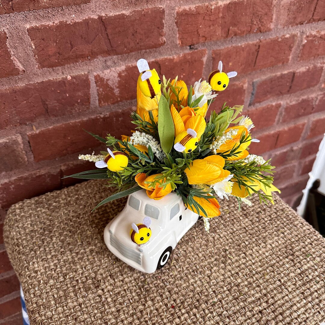 Summer Bumble Bee Mini Truck Tiered Tray Floral Summer Bee - Etsy