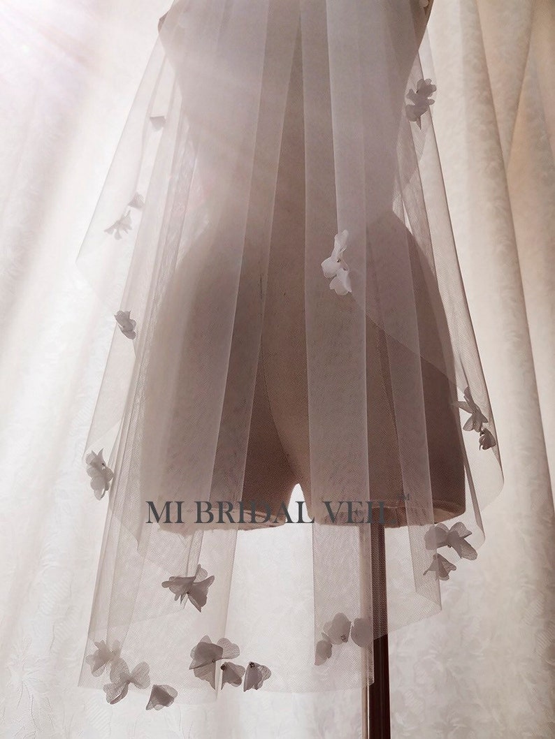 Wedding Veil With Flowers, Petal Wedding Veil, Boho Wedding Veil ...