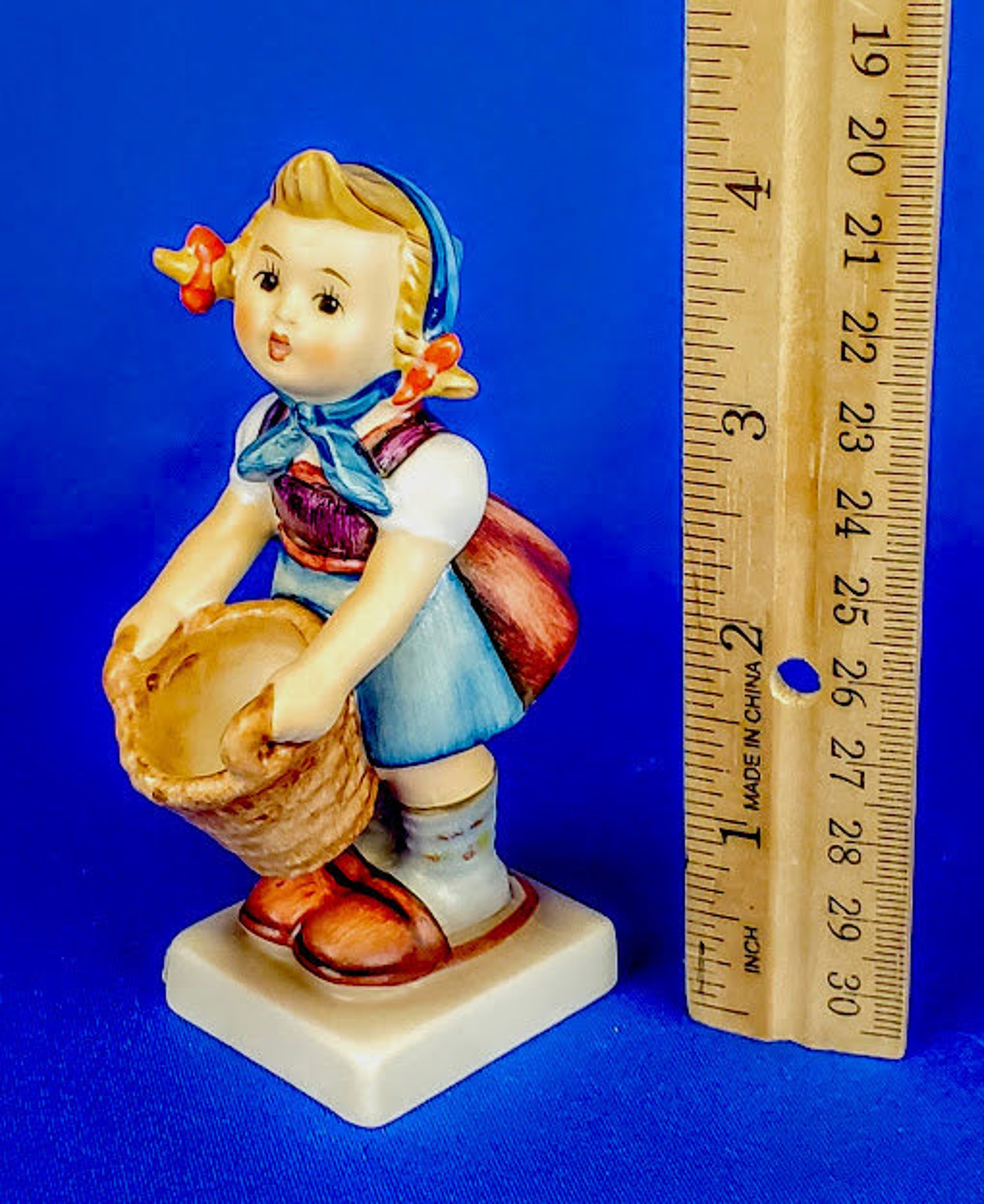 Little Helper Hummel Figurine | Etsy