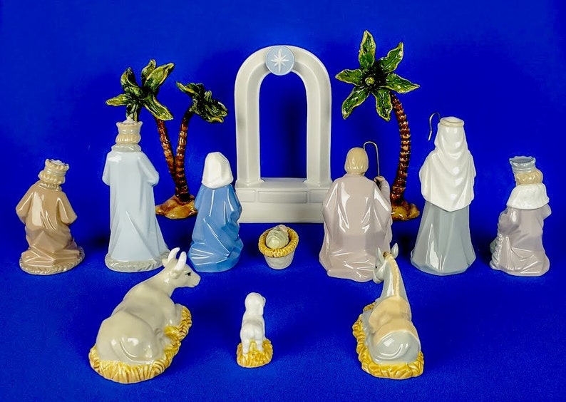 Hallmark Miniature Nativity Set palm Trees Not Included | Etsy