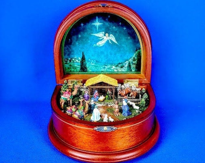 The Nativity Music Box - Etsy