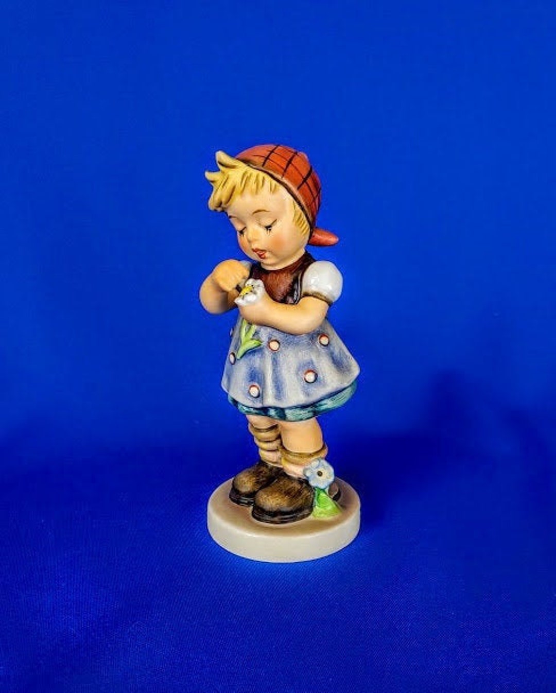 Daisies Don't Tell Hummel Figurine - Etsy