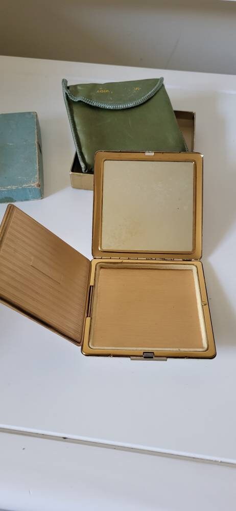 Vintage Elgin American 1940's Compact in Original Box, Gold Colored ...
