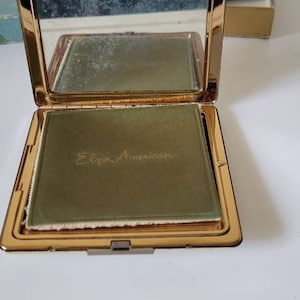 Vintage Elgin American 1940's Compact in Original Box, Gold Colored ...