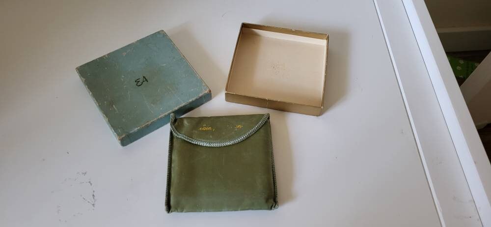 Vintage Elgin American 1940's Compact in Original Box, Gold Colored ...