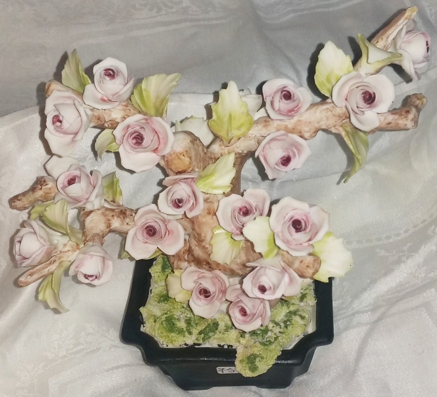 Capodimonte Fullin Mollica Rose Tree Figurine, Capodimonte, Fullin ...