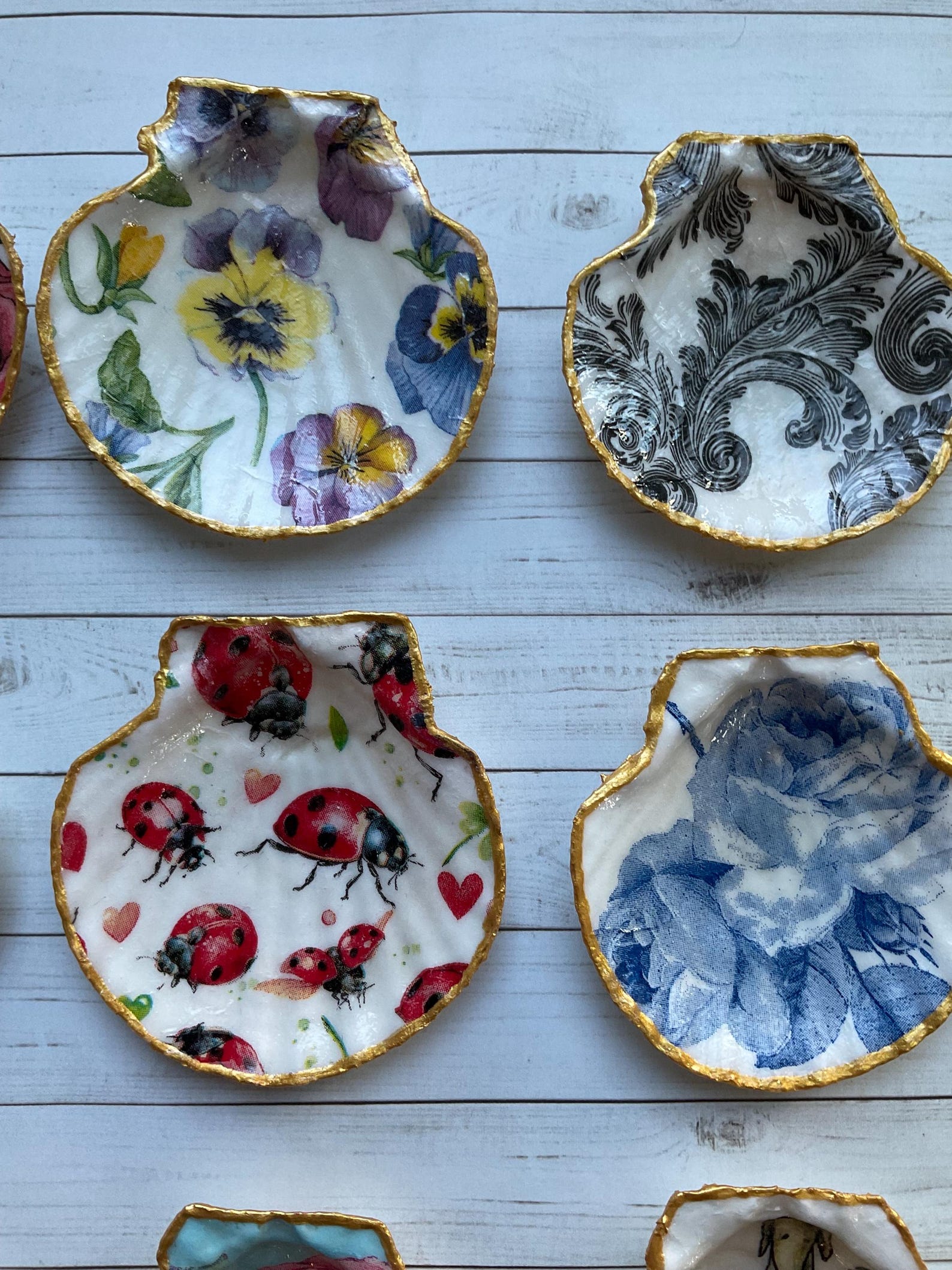 Decoupage Authentic Scallop Half SEASHELL Ladybug Trinket Ring Dish ...