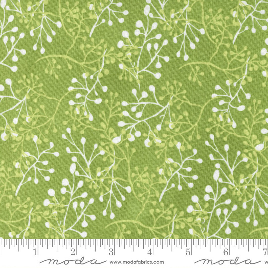 Moda PANSY'S POSIES Quilt Fabric By-the-1/2-yard by Robin Pickens ...