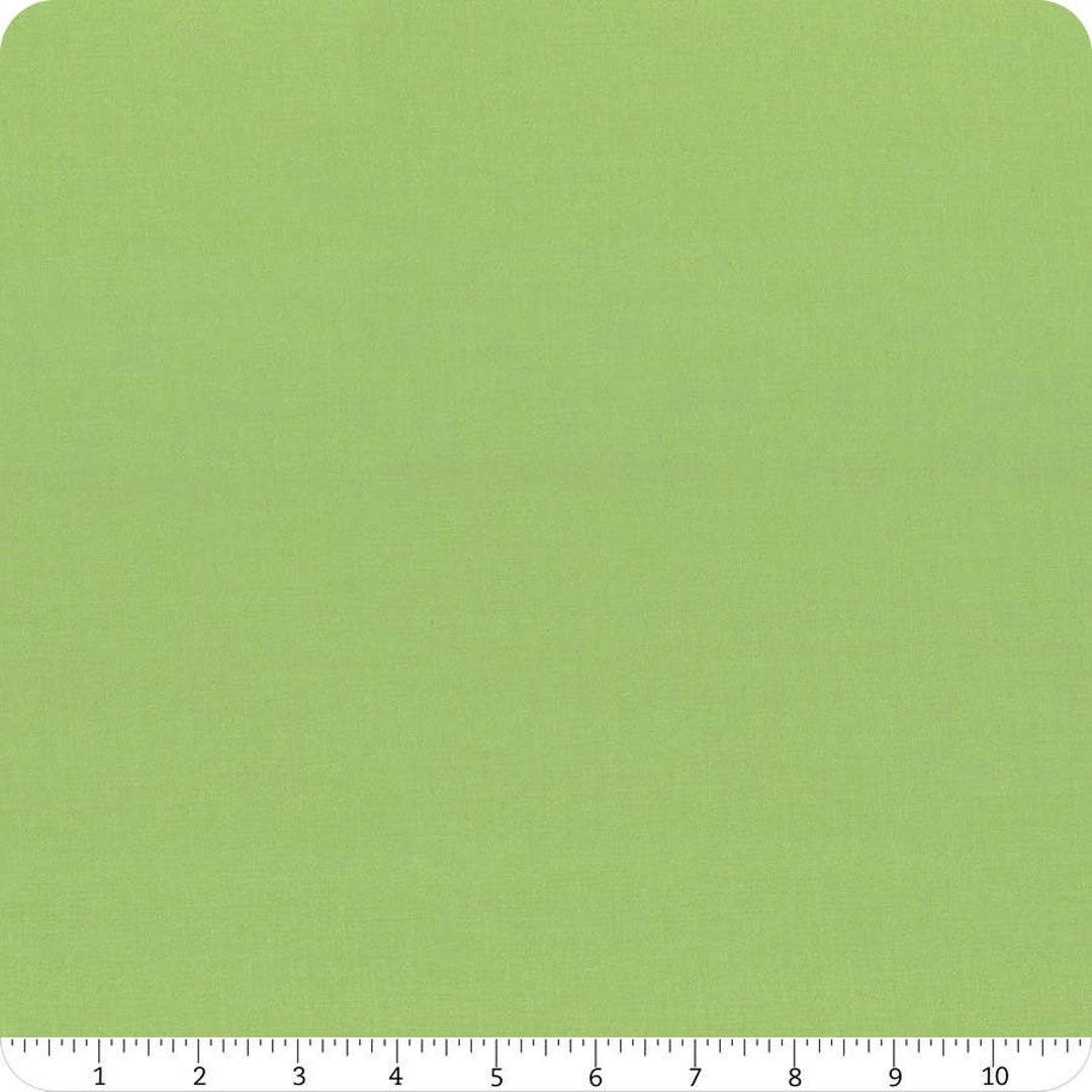 Moda BELLA SOLIDS Quilt Fabric By-the-1/2-yard - 9900 101 Grass - Etsy