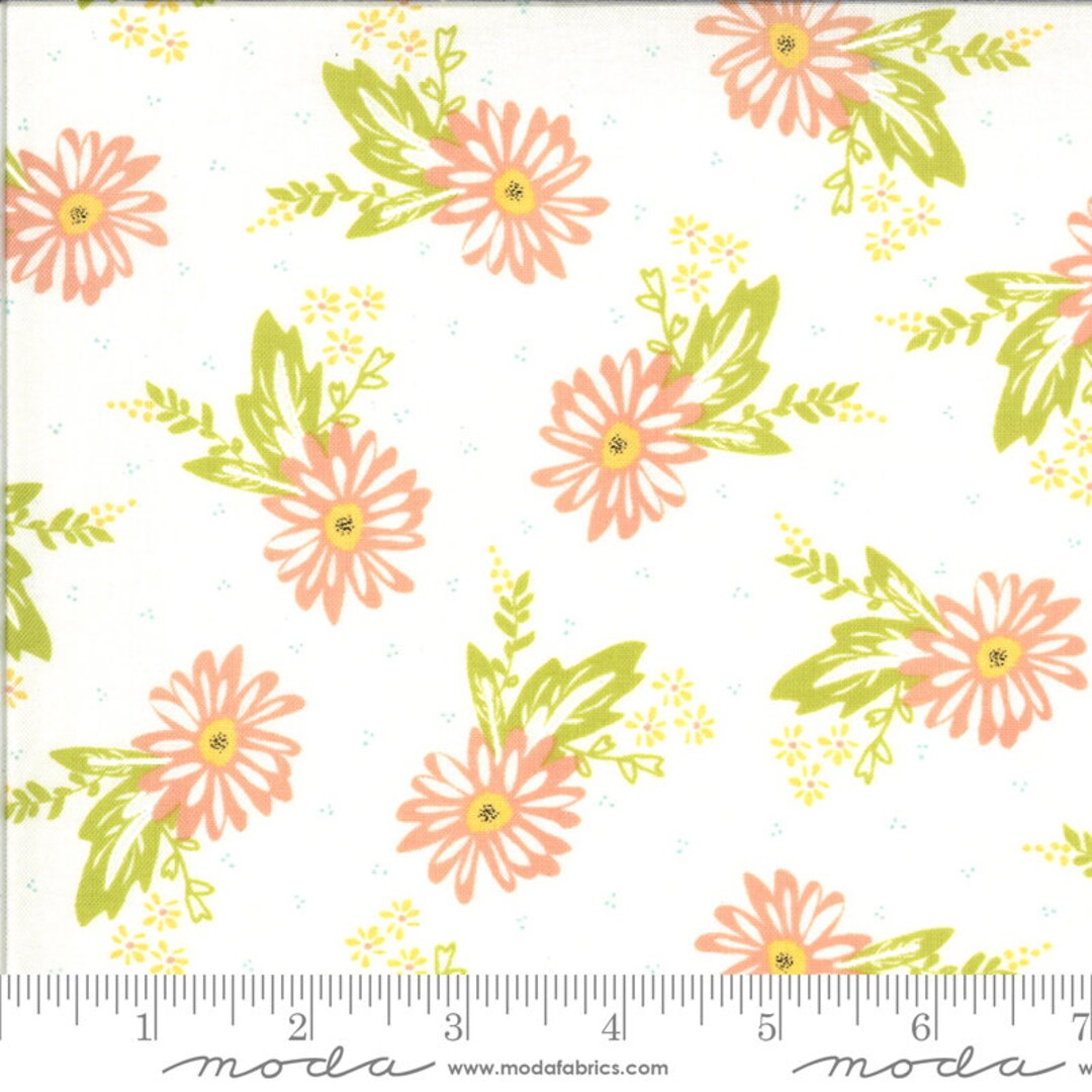 Moda HAPPY DAYS Quilt Fabric By-the-1/2-yard by Sherri and Chelsi 37600 ...
