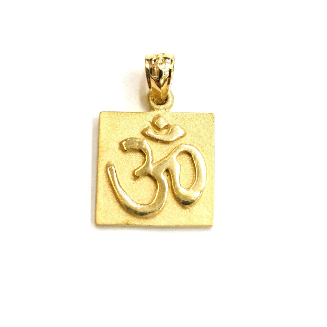 14k Yellow Gold Square Hindu Yoga Om Oum Ohm Symbol Prayer Charm ...