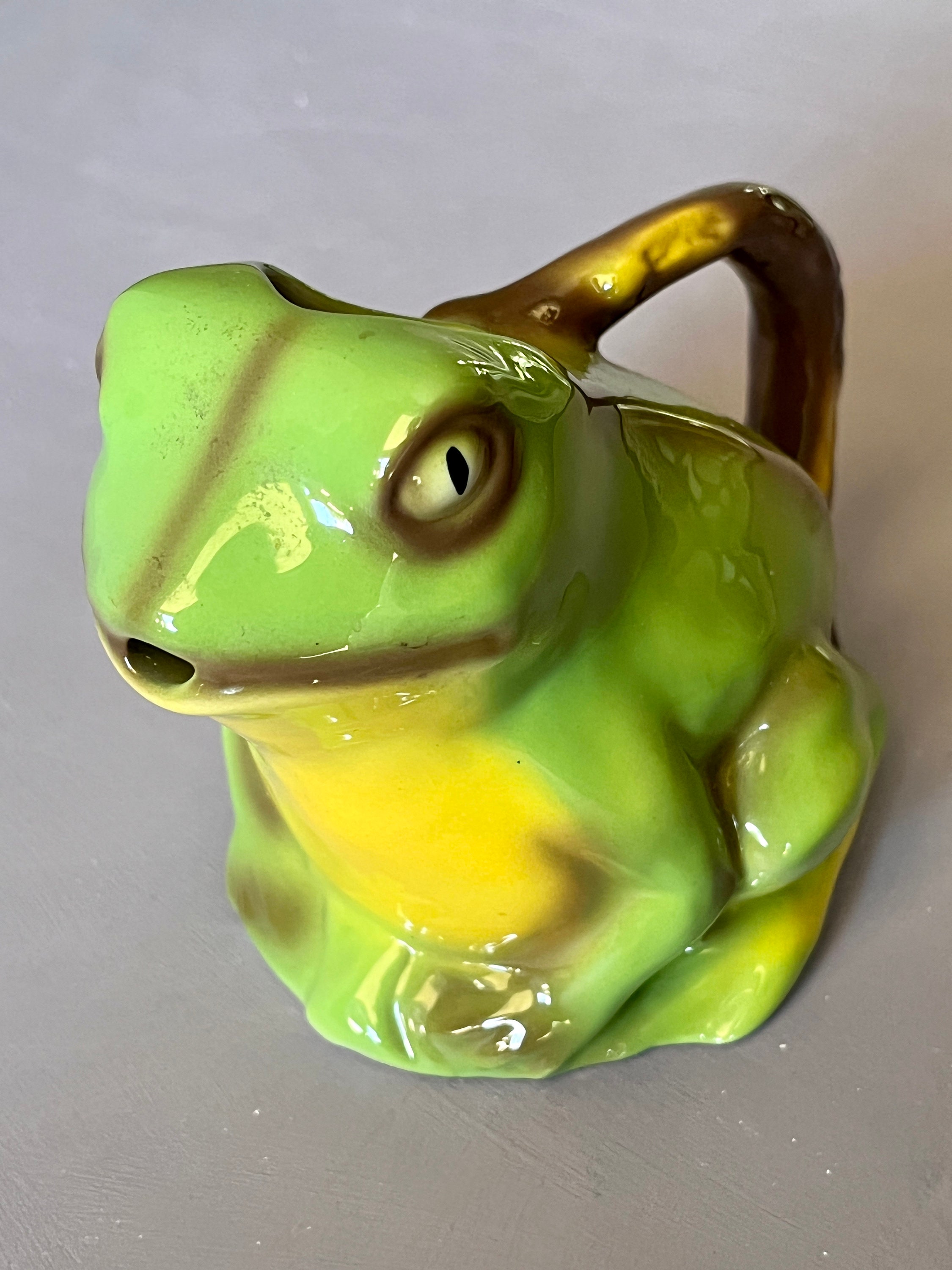 Green Frog Made by Tony Wood Pottery | Frog Creamer | Made in England ...