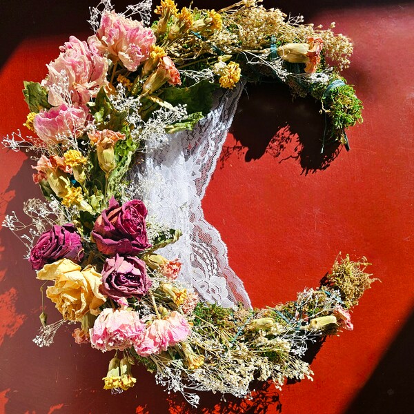 Witchy Wreath - Etsy