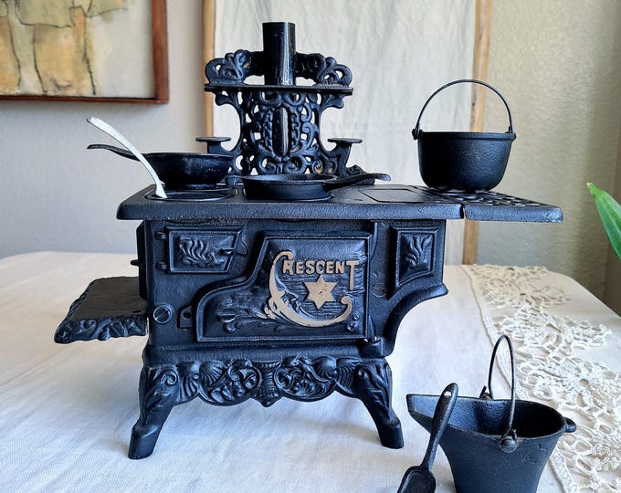 1900's Miniature Cast Iron Stove - Etsy