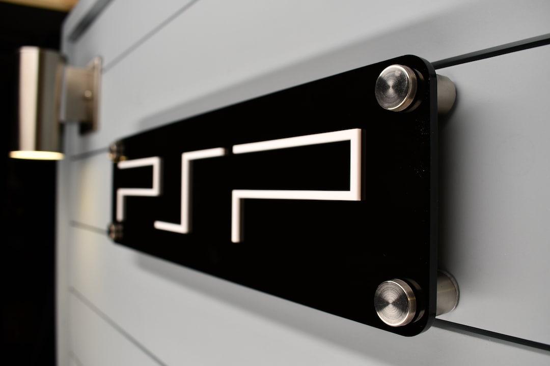 PSP Wall Plaque - GTA, Gran Turismo, Monster Hunter, Ratchet & Clank ...