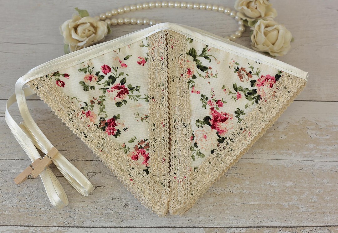 Fabric Flag Bunting, Vintage Chic Home Decoration, Cottage Chic Floral ...