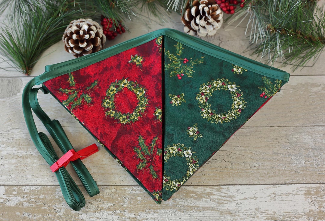Christmas Banner, Christmas Holly Decor, Traditional Christmas Party ...