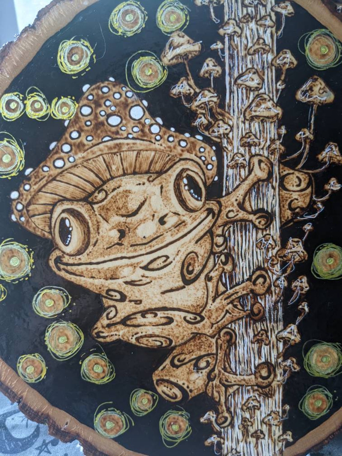 Dart Frog With a Mushroom Hat Pyrography / Gold and White - Etsy