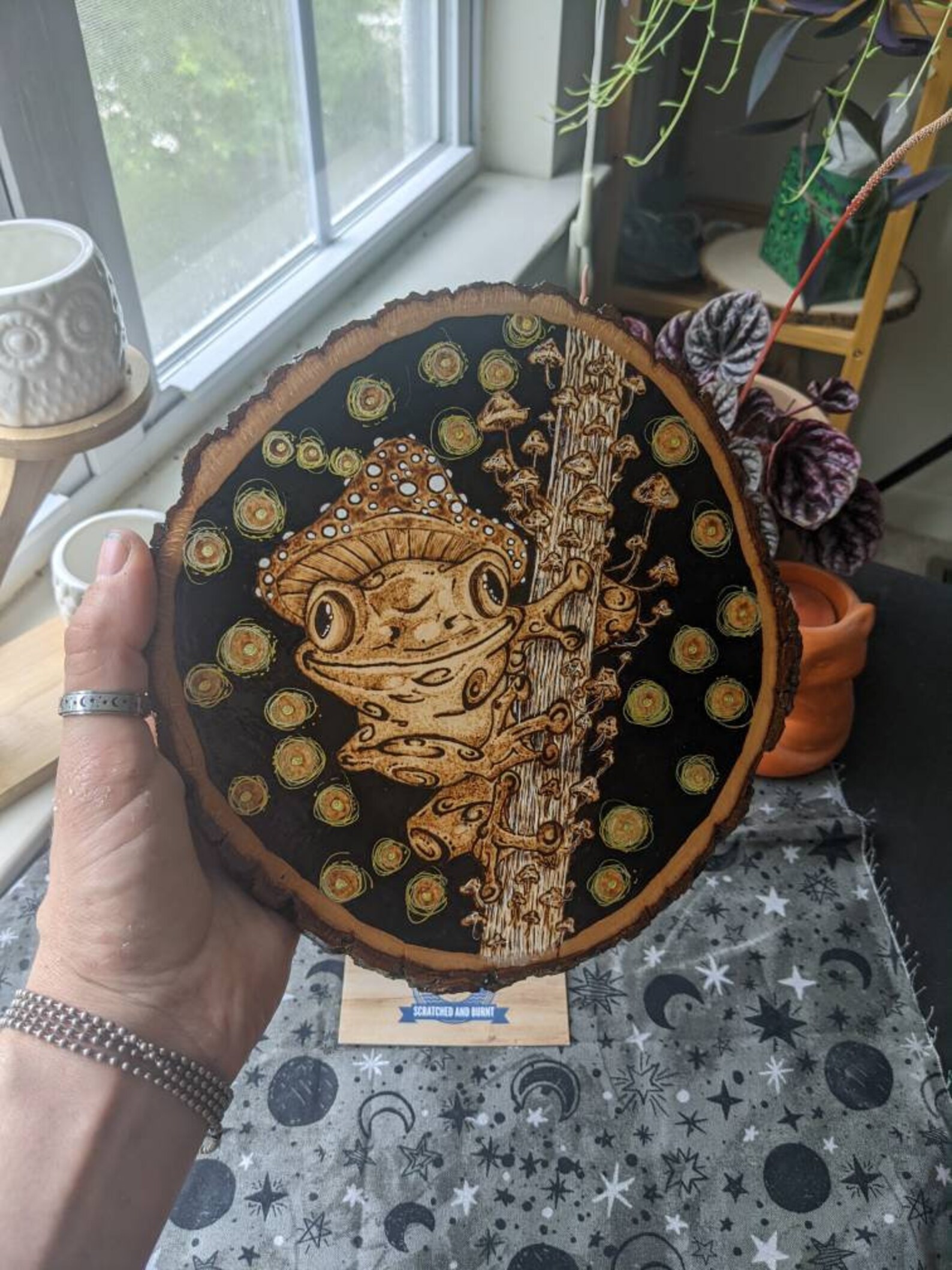 Dart Frog With a Mushroom Hat Pyrography / Gold and White - Etsy