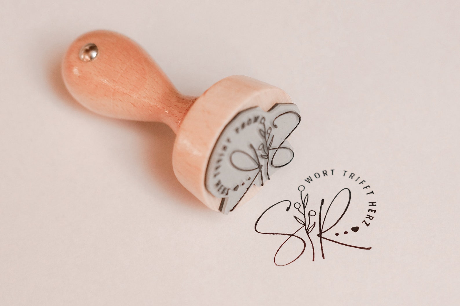 Stempel mit Deinem Logo nach eigener Vorlage - Etsy