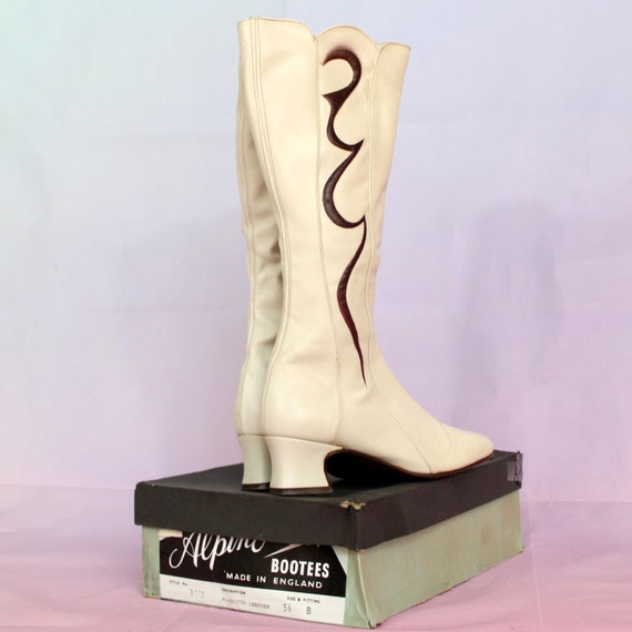 Vintage 60s gogo boots in box - Gem