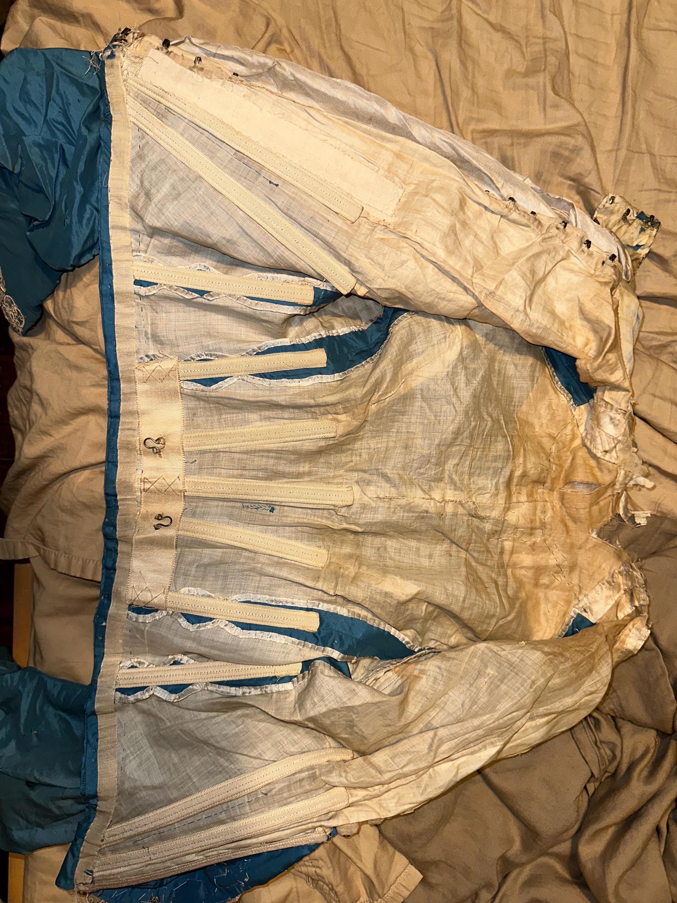 Antique 1800s Lace and Silk Corset Bodice - Etsy